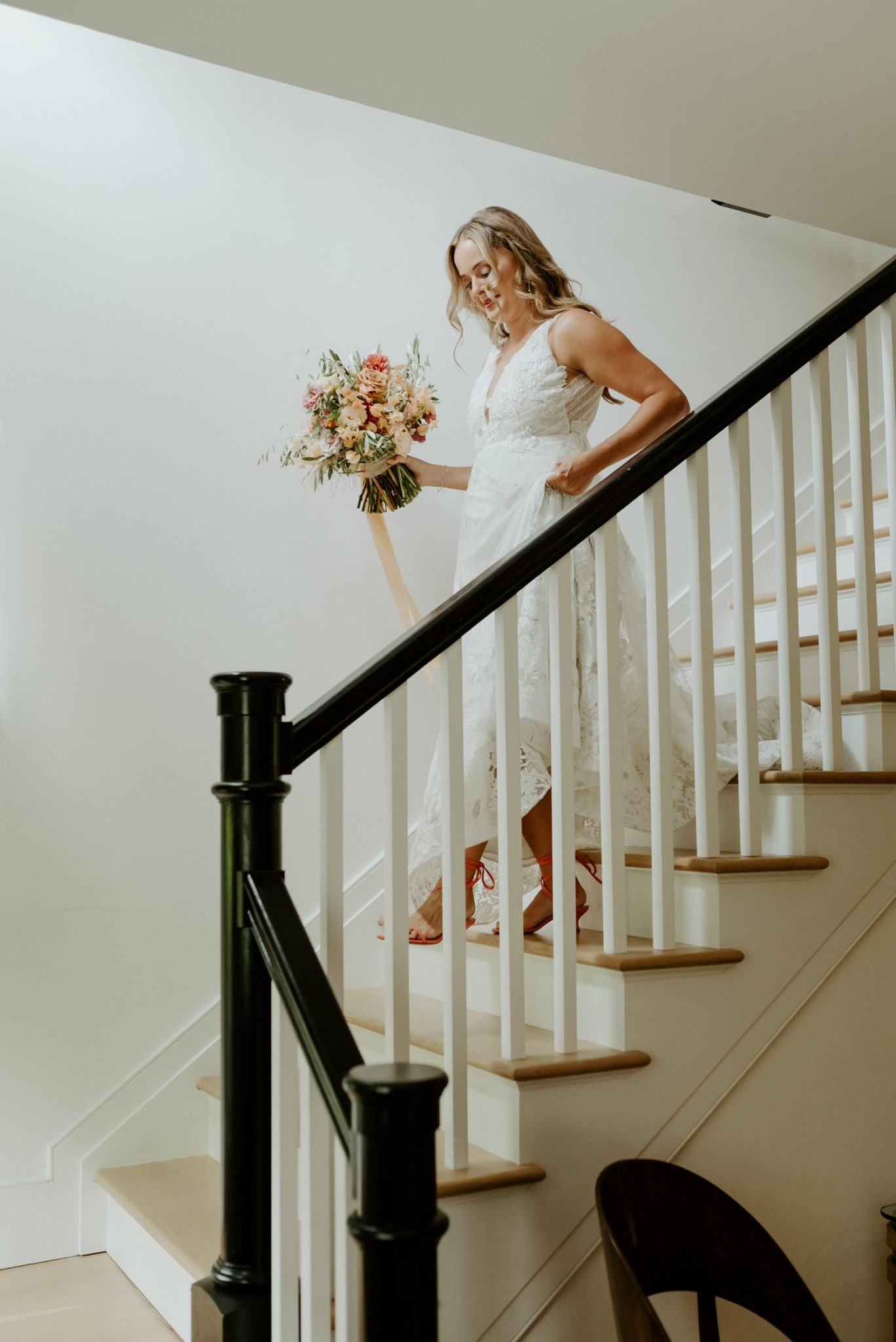 A Summer Valley Rock Inn Wedding - Anais Possamai Photography