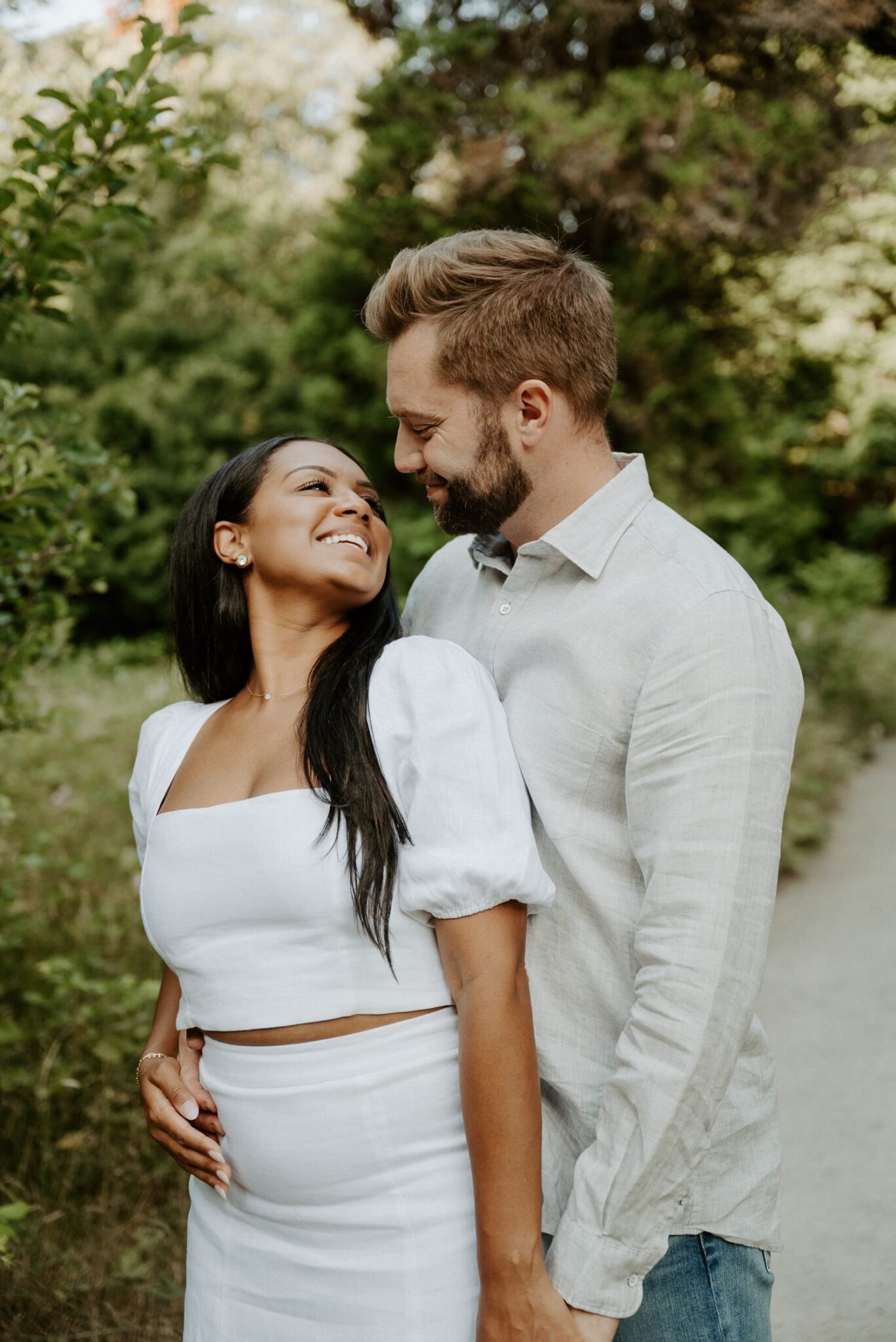 Discovery Park Engagement Session in Seattle - Anais Possamai Photography